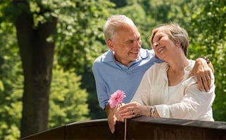 3 Senior Dating Etiquette Tips