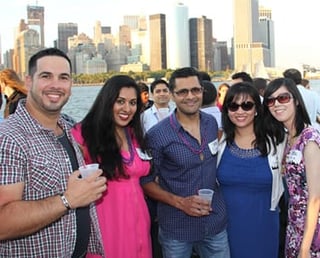 11 Ways to Meet Singles in New York City, NY (Dating Guide)