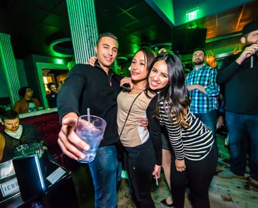 10 Ways to Meet Singles in Boston, MA (Dating Guide)