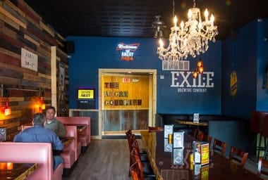 10 Ways to Meet Singles in Des Moines, IA (Dating Guide)