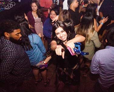 10 Ways to Meet Singles in Fresno, CA (Dating Guide)