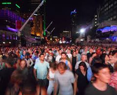 11 Ways to Meet Singles in Orlando, FL (Dating Guide)