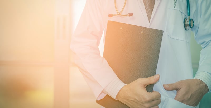 8 Best Doctor Dating Sites (2024)