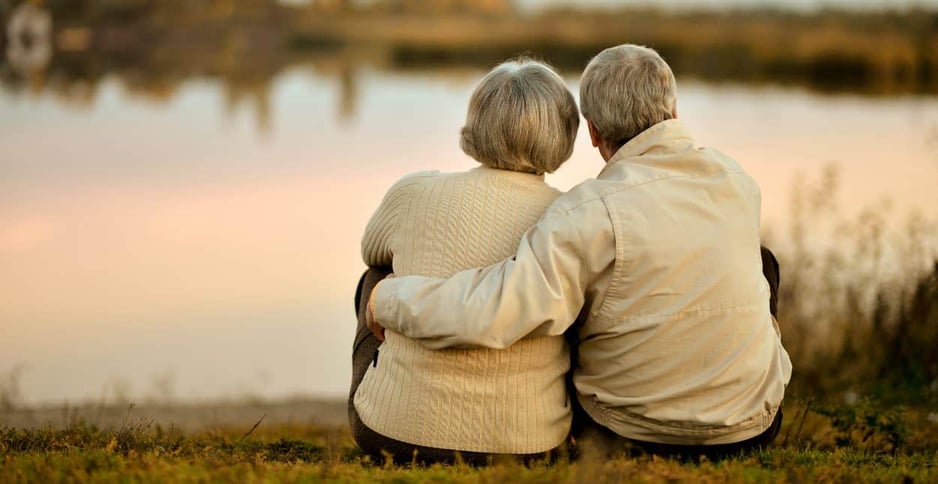 11 Best Silver Dating Sites (Dec. 2025)