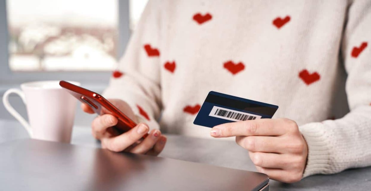 Hinge Dating App Cost & 4 Better Alternatives (2024)