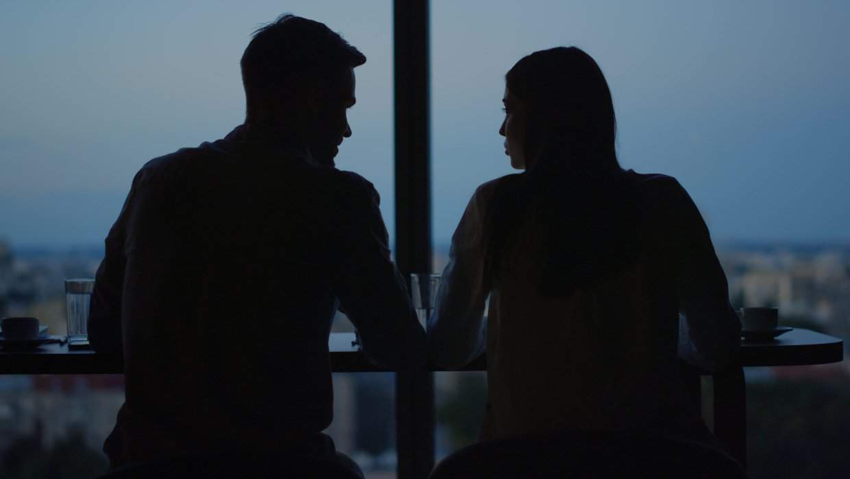 What Does "Discreet" Mean in the Modern Dating World?
