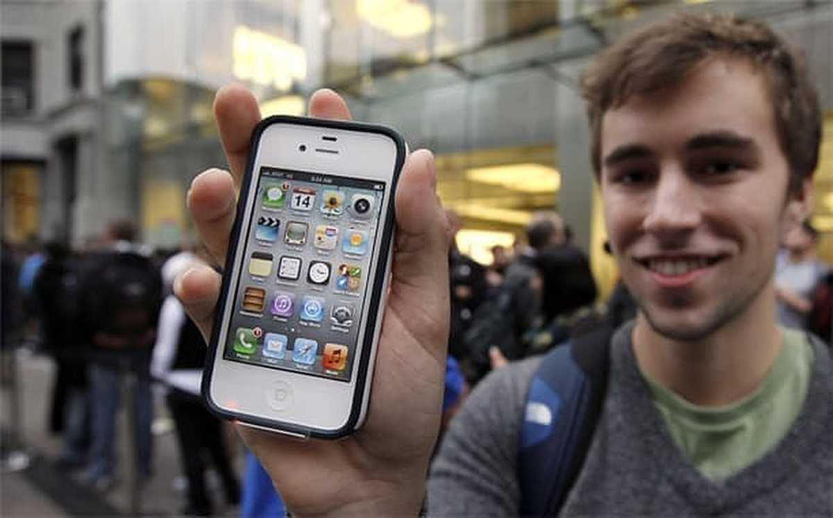 How to Get a Gay Guy's Number