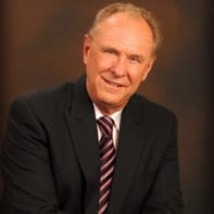 6 Common Sex Addiction Myths Debunked by the Experts