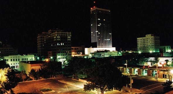 20 Best Cities for an Inexpensive Date