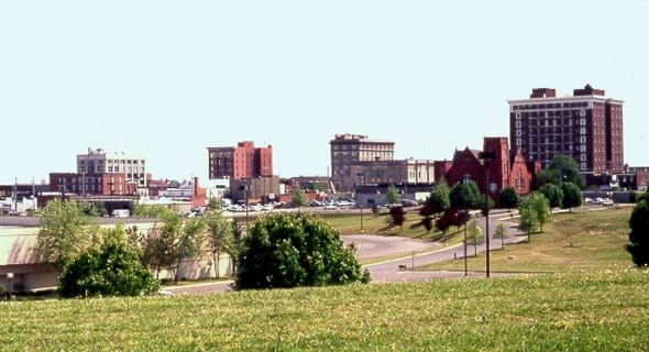 20 Best Cities for an Inexpensive Date